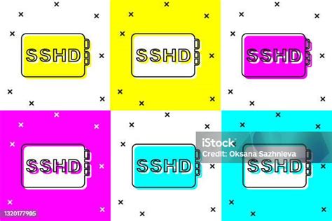 색상 배경에 격리된 Sshd 카드 아이콘을 설정합니다 솔리드 스테이트 드라이브 기호입니다 저장소 디스크 기호입니다 벡터 가득