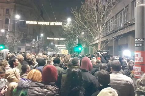 Политик Филиппо заявил что Запад планировал организовать в Сербии новый майдан