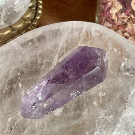 Variscite Guide Properties And Meaning Sage Goddess