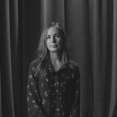 Anna Maly Artist Profile