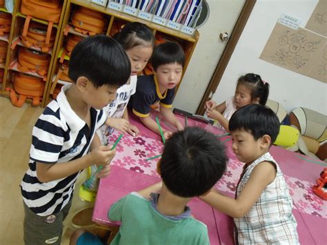 ☆과학의 날 행사 소리 멀리 보내기☆ 2010학년도 친구들 교육으로 앞서가는 신안유치원