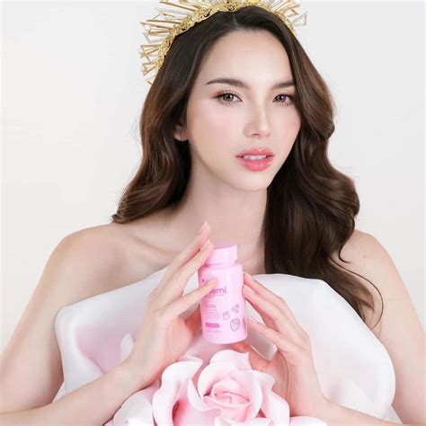 เคล็ดลับผิวสวยต้องคู่นี้เลยจ้า กู้หน้าสิว ฝ้า กระ จะหายไปแค่เคี้ยวๆ คู่นี้ ครบจบเลย 💖สีชมพู