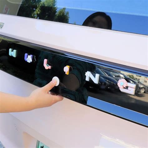 Trunk Miniev Car Badge Sticker Logo Accessories Car Body Modification Sticker Tail Box Wuling