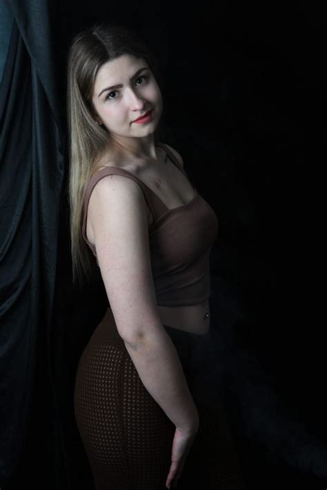 Model Samira Myvipmodels