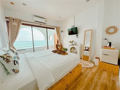 รีวิวสินค้า ที่พักเกาะล้าน ติดทะเล All At Sea เกาะล้าน พร้อมราคาที่ดี