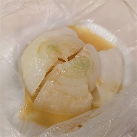 レンジで簡単！「丸ごと新玉ねぎのレンジ蒸し バターしょうゆ」レシピ、読者2人が作りました！【榎本美沙さんレシピ】 Lee