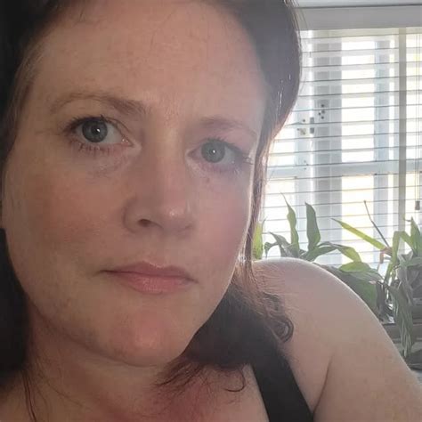 Ella Ellaellieelle • Threads Say More