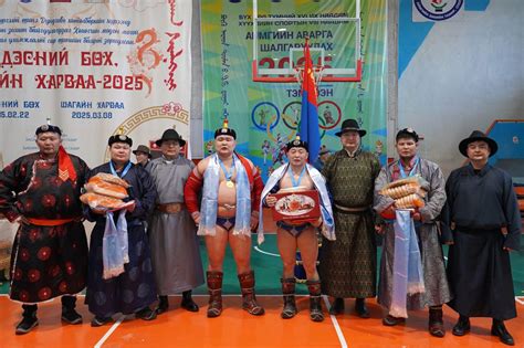 Дэлгэрсайханы Амарсайхан дэмжигчдийн хуудас Начин Дундговь аймгийн сар шинийн барилдаанд