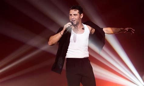 Με Πέτρο Ιακωβίδη το άναμμα του χριστουγεννιάτικου δέντρου στην πλατεία Αριστοτέλους