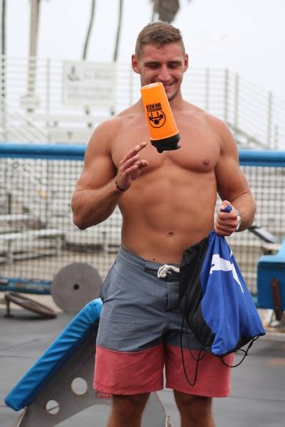 Follow Michael Tumbex