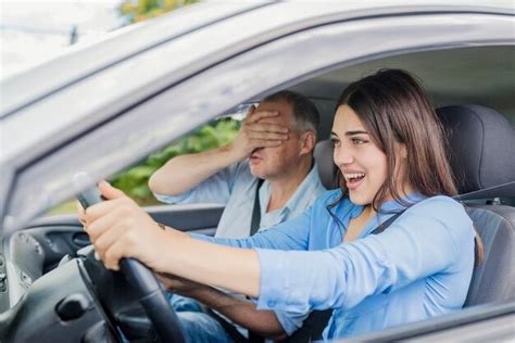 Premium Photo Terrified Woman Pressing The Brake Pedal And Yells In