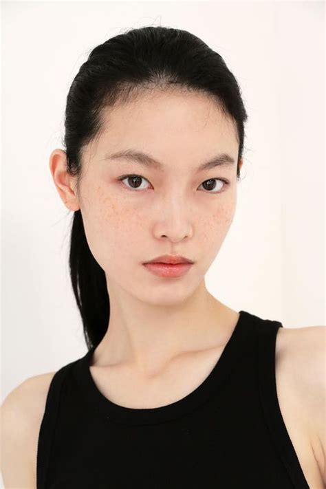 Li Linzi Model Profile Photos And Latest News