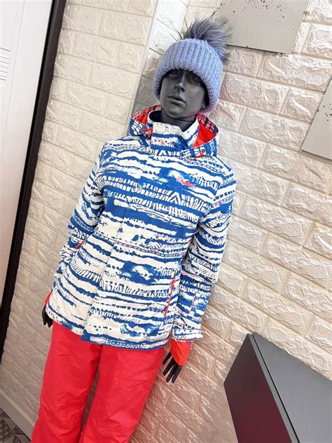 M Крутезний лижний костюм 2 636 грн Лижні костюми Полтава на Olx