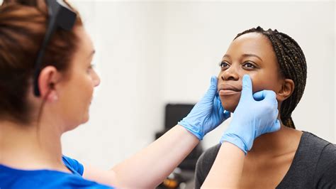 Whats The Difference Between Jeuveau Vs Botox Injections GoodRx