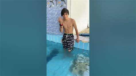 عبدالله البرازيلي في المسبح Youtube