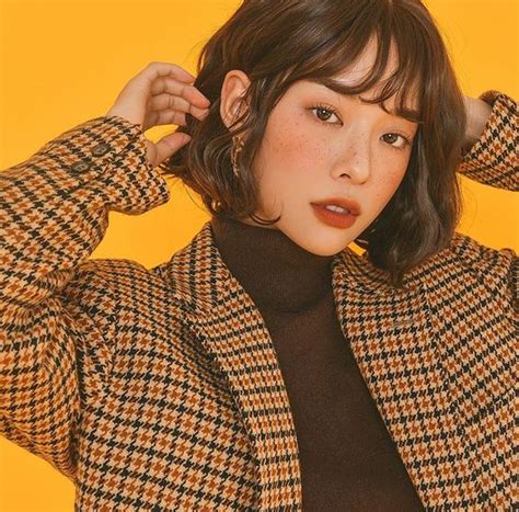 ဆံပင်ပုံ ပြောင်းချင်သူတွေအတွက် လူငယ်တွေကြား ရေပန်းစားနေတဲ့ ဆံပင်စတိုင်မ