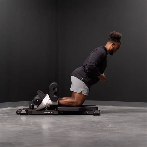 Sissy Squat Glute Ham Raise Torque