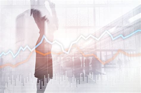 비즈니스 금융 거래 투자 개념 그래프 가상 화면 이중 노출 그래프에 대한 스톡 사진 및 기타 이미지 그래프 금융 남자 사업가 Istock