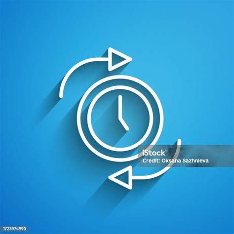 파란색 배경에 분리된 화살표 아이콘이 있는 흰색 선 시계입니다 시간 기호입니다 시계 방향으로 회전하는 아이콘 화살표와 시간 긴 그림자 벡터 2 위 상 종류에 대한 스톡 벡터