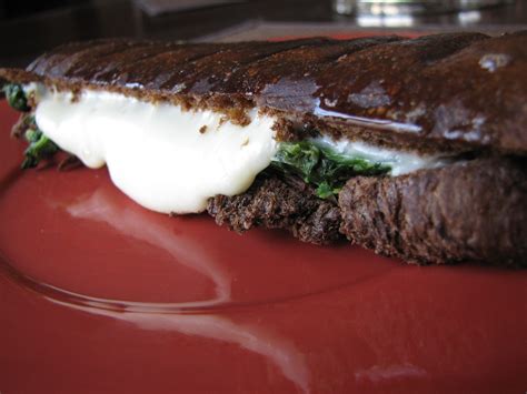 Pumpernickel Bread Sandwich Recipe At Melva Rainey Blog