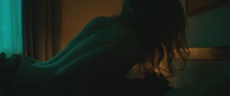 Naked Eliza Taylor In The November Man