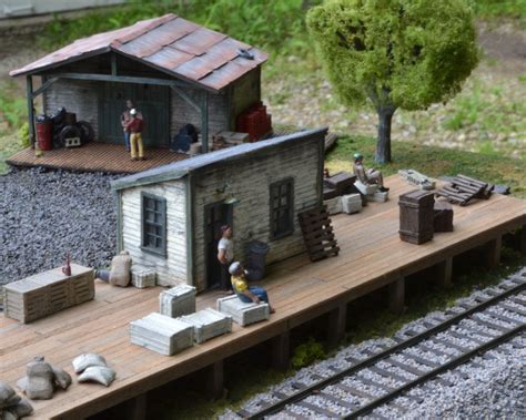 Kit Pictures The TrainMaster LLC