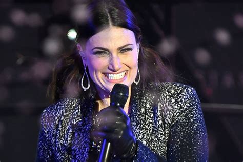 Frozen Star Idina Menzel Endorses Gay Elsa Campaign