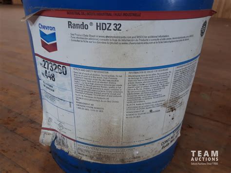 Chevron 5 Gallon Pail Of Rando Hdz 32 23ec Team Auctions