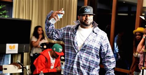 Wu Tang Fans Aint Nuthin To F K With Ghostface Fans Beatdown A Heckler At His Show Video