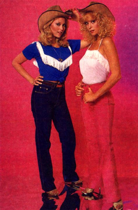 Landers Sisters In Starweek
