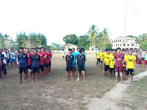 ၇၅ နှစ်မြောက် စိန်ရတုလွတ်လပ်ရေး‌နေ့ အထိမ်းအမှတ်မြို့ အုပ်ချုပ်ရေးမှူးဖလားအမျိုးသား အလွတ်တန်း