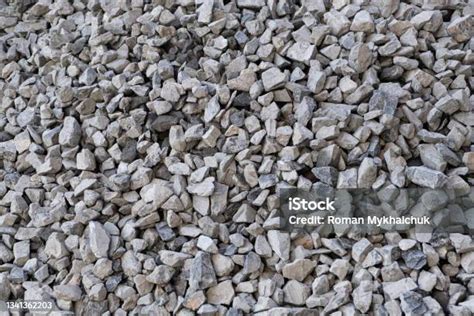 힙 그레이 분쇄 돌 자갈 길 건설 현장 전체 프레임 질감 배경 입방체에 대한 스톡 사진 및 기타 이미지 입방체 화강암 가까운 Istock