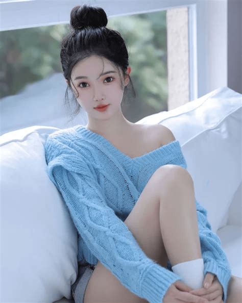 “我累了，我不要你了！”她哭着扯下戒指，扔进海中。次日，“夫人，总裁怕您不过瘾。”她看着管家身后满柜钻戒，惊呆了！限制篇幅高潮
