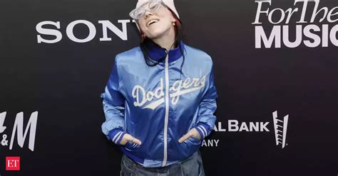 Billie Eilish Leave Me Alone Billie Eilish Criticizes Variety For