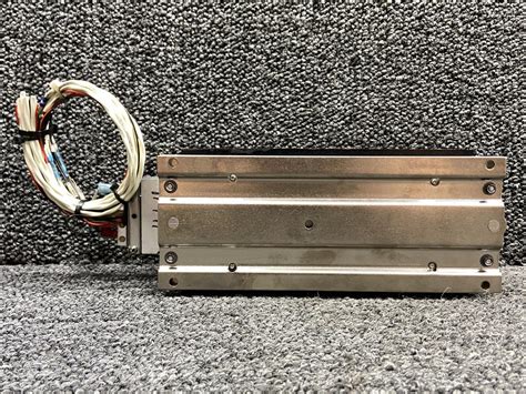 011 00868 10 Garmin Grs 77 Altitude Heading Reference Unit With Tray Mods 14 28v