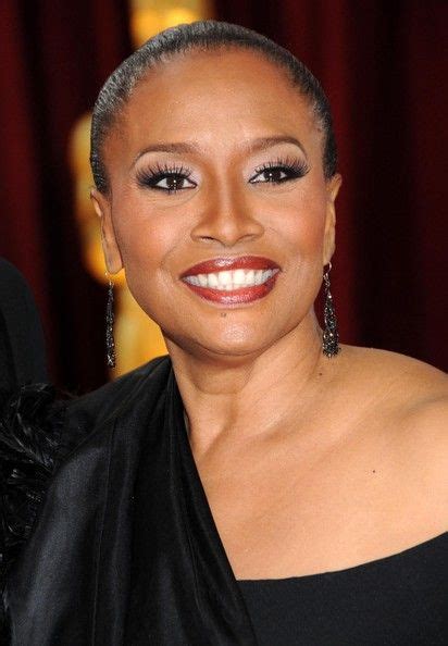 Jennifer Lewis Photostream Jennifer Lewis Black Actresses Celebrities