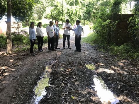 អភិបាលខណ្ឌច្បារអំពៅចុះមើលផ្លូវនិងលំនៅដ្ឋានប្រជាពលរដ្ឋរងគ្រោះដោយទឹកភ្លៀង សារព័ត៌មាន នគរវត្ត