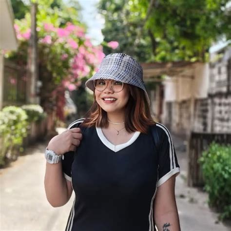 Christine Cabujat Cmessiah • Threads Say More