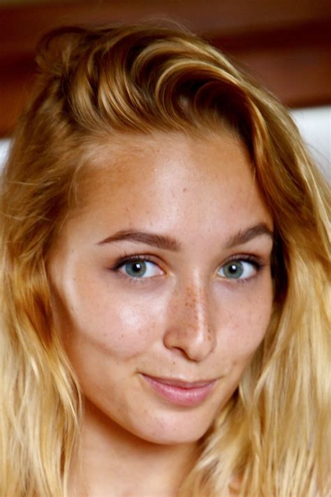 Kelly Collins Profile Images — The Movie Database Tmdb