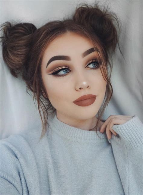 Bold Makeup Looks To Try Hair Makeup Fall Makeup Looks Hair Styles