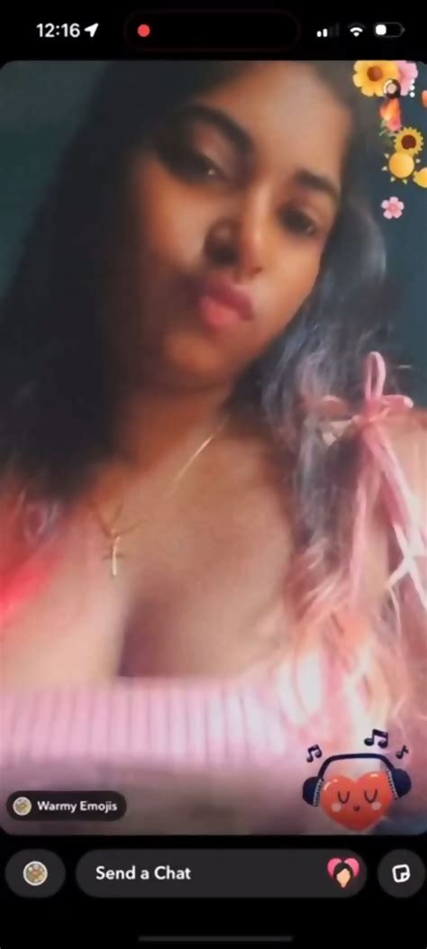 Sexy Dusky South Indian Girl Shows Her Boobies Eporner