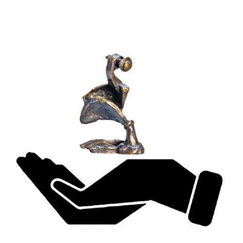 Barcelona Sculpture By Noah Savett — The Story Of Noah Savett