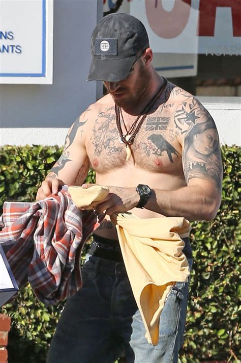Shirtless Male Celebs Tom Hardy