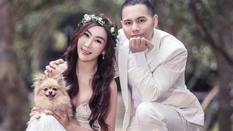 「資生堂千金」李宓補辦婚宴 披白紗火辣身材擋不住 Yahoo奇摩時尚美妝
