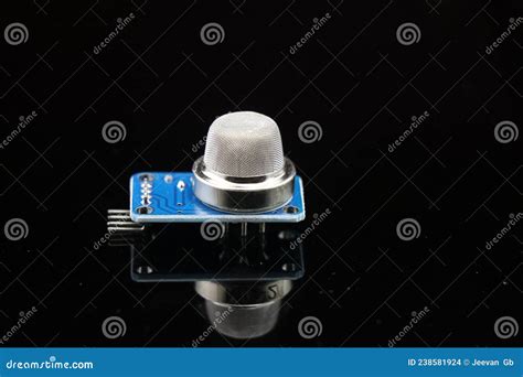 Gas Leakage Detection System Prototype Using Mq2 Gas Sensor Buzzer Breadboard And Some