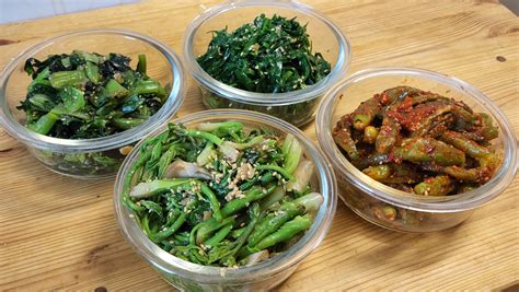 우리 집 식탁에 빠지지 않는 나물 반찬 4가지