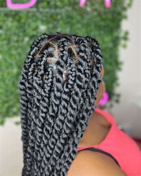 15 Stylish Jumbo Passion Twist Hairstyles Youll Love