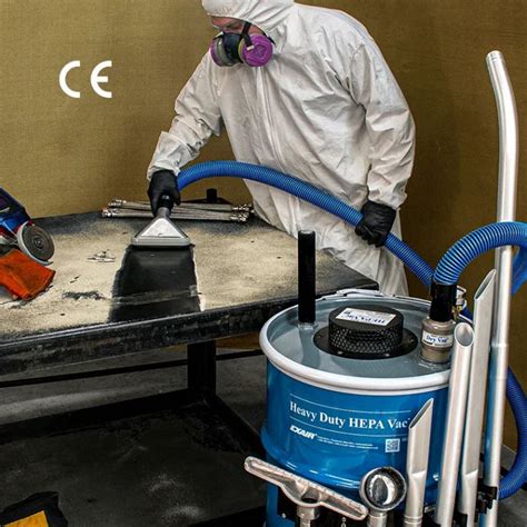 먼지가 많은 곳에는 산업용 Hepa 청소기를 사용하세요