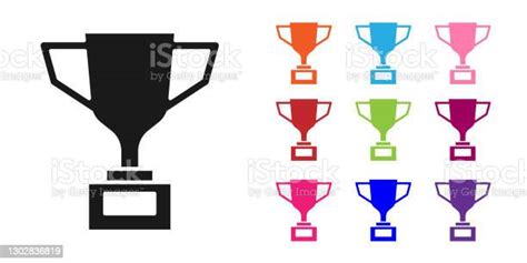 흰색 배경에 고립 된 자전거 아이콘이있는 블랙 어워드 컵 우승자 트로피 기호 챔피언십 또는 경쟁 트로피 스포츠 성취 다채로운