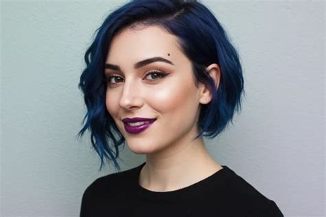 10 Hairstyle Ideas For Round Face And Thick Hair Well Hairstyles